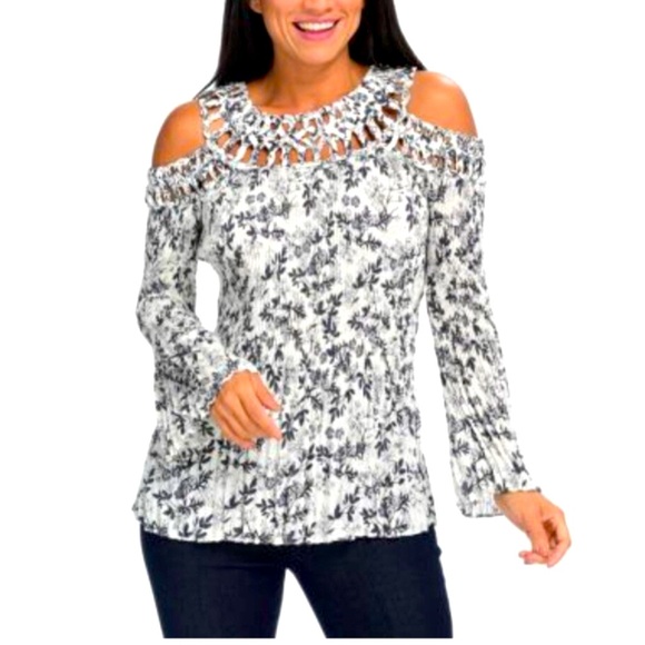 Kate & Mallory | Tops | Kate Mallory Woven Cold Shoulder Openwork ...